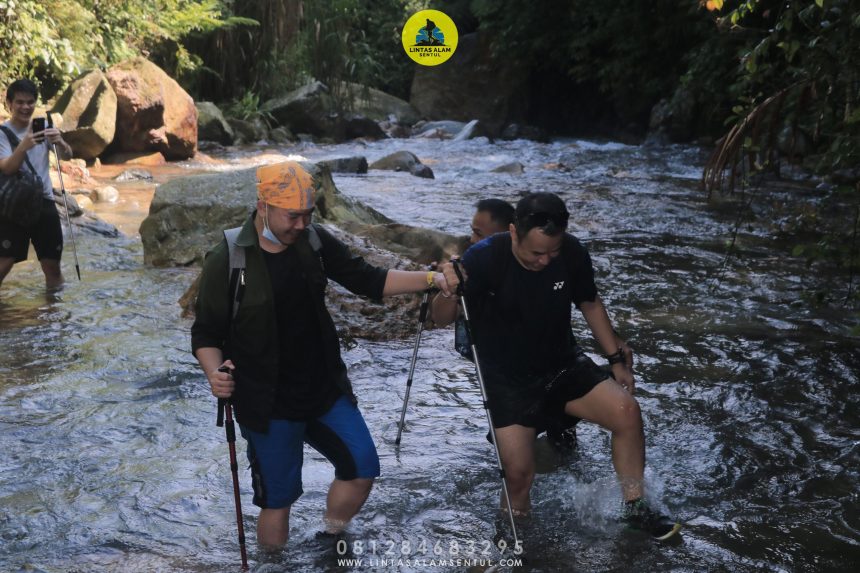 Harga Tracking Curug Sentul untuk Perusahaan