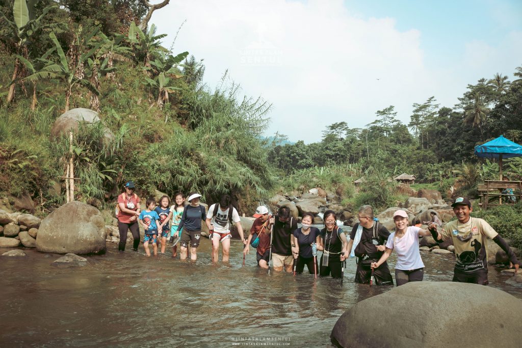 7 Rute Populer Tracking di Sentul Bogor